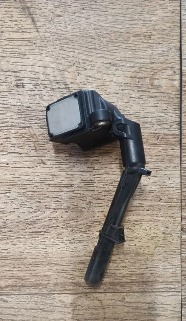 BOBINE ALLUMAGE MERCEDES Classe C C180 W205 A2749061400 EUR 39,00 ...