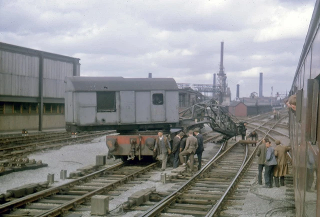 ORIGINAL 35MM SLIDE BR rail crane accident Manchester Victoria +rights ...