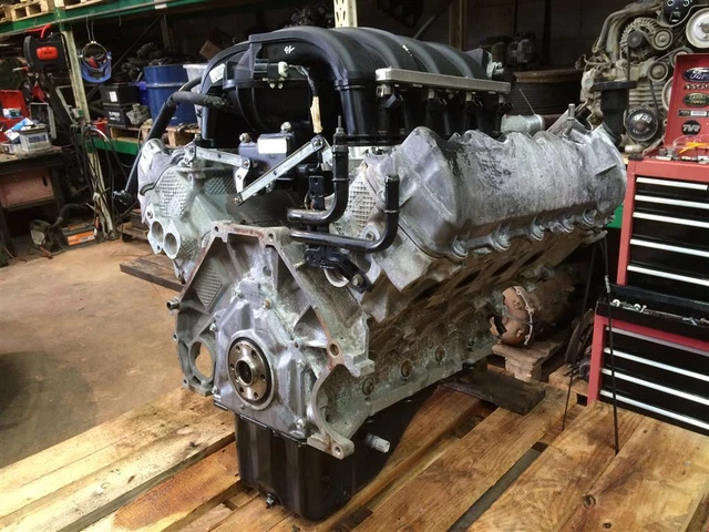FORD MUSTANG ENGINE - Ford Mustang V8 Engine - Ford Mustang 4.6 Engine ...