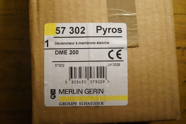 DÉCLENCHEUR A MEMBRANE étanche Merlin Gerin Pyros ref : 57302 EUR 60,00 ...