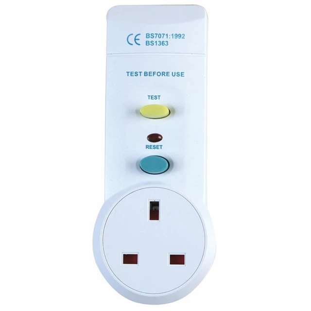 PLUG-IN RCD ADAPTER - PRO ELEC, RCD 13 Amp UK Netzbuchse Stecker ...