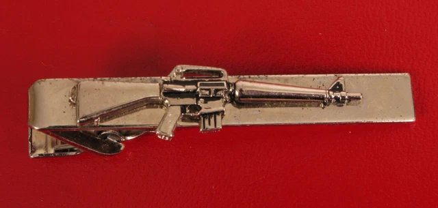 VINTAGE POLICE DEPARTMENT Rifle M16 Swat Assault Gun Badge Tie Bar Clip ...