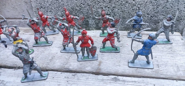 CRESCENT TOYS? BUNDLE 14 Knights Soldier Medieval Medium Age Castle ...
