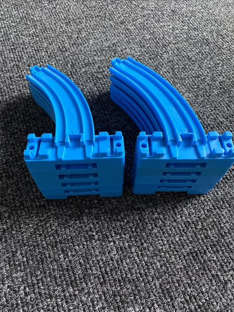 TOMY TRACKMASTER TRACK Blue Pieces Thomas the Tank Engine Raised Curved ...