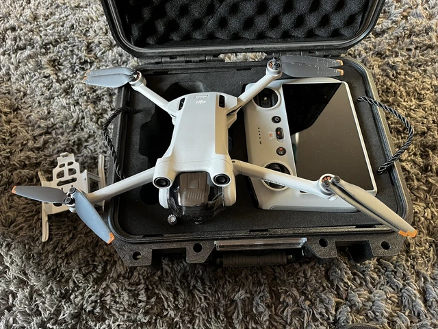DJI MINI 3 PRO - 4K Video Camera Drone & Remote Controller with Screen ...