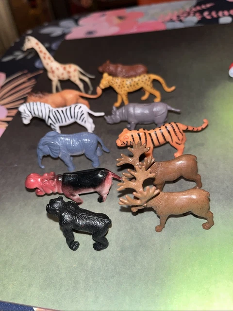 SAFARI ZOO WILD Animals Bundle Toys Mini Animals X 12 Cake Toppers ...