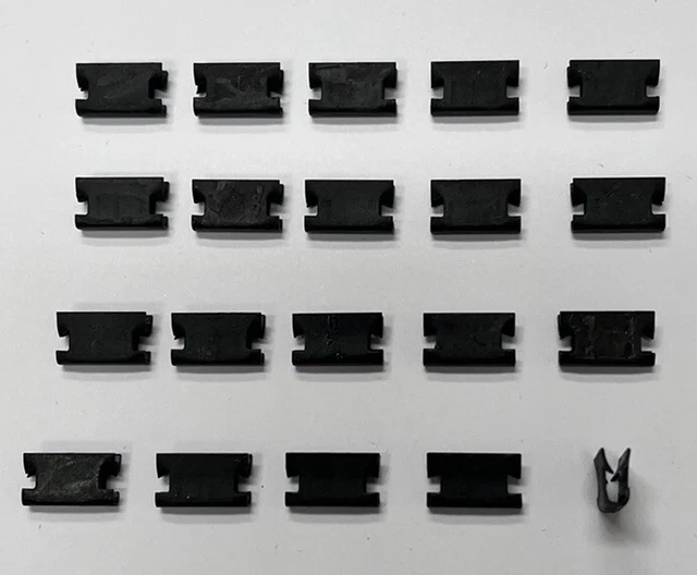 FORD ESCORT MK3/ Mk4 Headlining Clips External X20 Large £7.80 ...