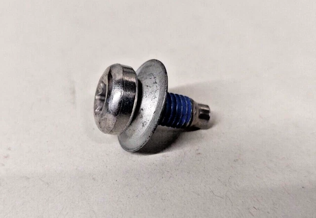 WHT000729A GENUINE VW Audi Skoda SEAT Torx head bolt M8x20 engine ...