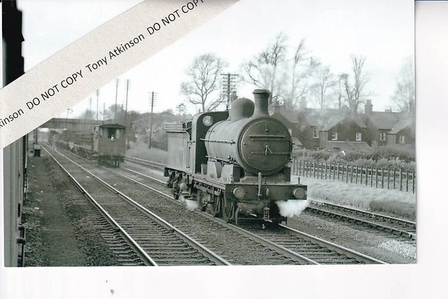 BRITISH RAILWAYS - Ex Lner - J3 0-6-0 No. E4117 @ Stevenage - Photo ...