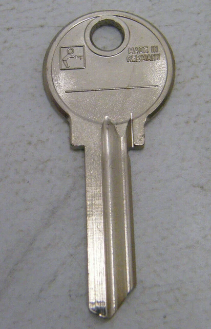 CAR S KEY Blank for Older Skoda - Lock: Fab Profile: A $15.30 - PicClick CA