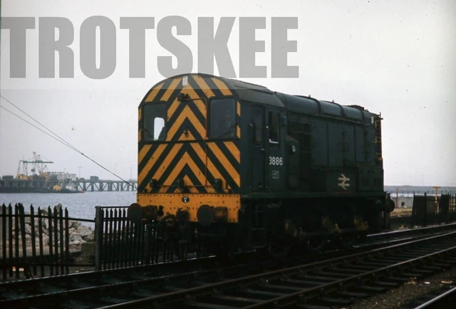 35MM SLIDE BR British Railways Diesel Loco Class 08 D3886 Fort William ...