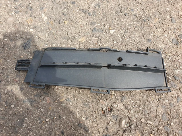 ORIGINAL BMW G30 G31 Deckel Gitter rechts 51117385264 EUR 35,00 ...