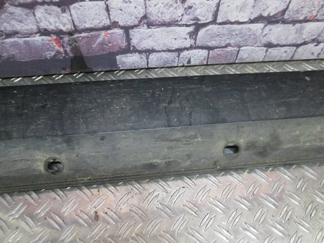 MERCEDES-BENZ W212 LIMOUSINE Schwellerverkleidung unten rechts ...