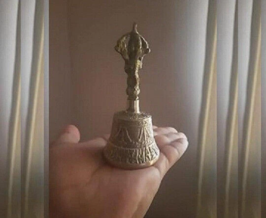 INDIAN TRADITIONNEL LAITON Cloche Pour Pooja Argent Couleur EUR 19,02 ...