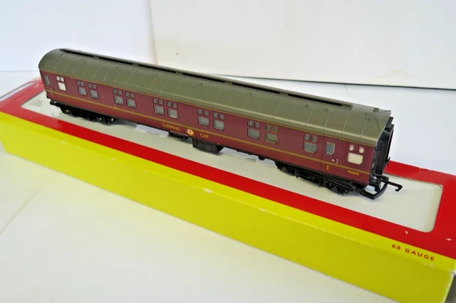 OO GAUGE HORNBY R4134A MK1 Sleeper M2003. Dapol Metal Wheels fitted ...