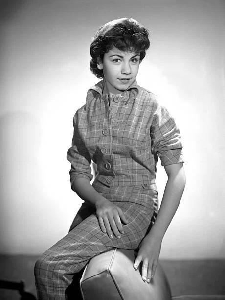 ANNETTE FUNICELLO PORTRAYS Gina Minelli in the TV program Make- 1959 ...