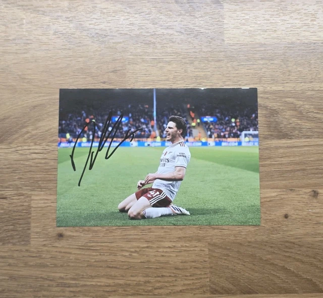 DECLAN RICE #41 Signed Arsenal 2025-26 season 6"x4" Knee Slide ...