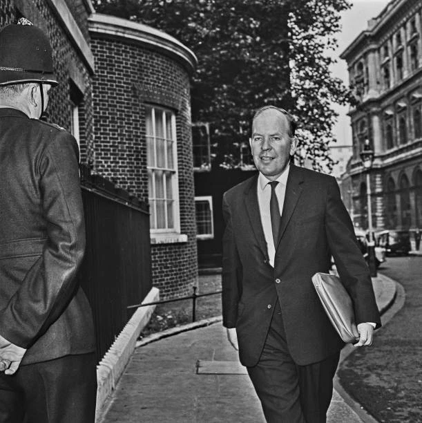 BRITISH LABOUR POLITICIAN Reg Prentice Downing Street London 1960s OLD ...