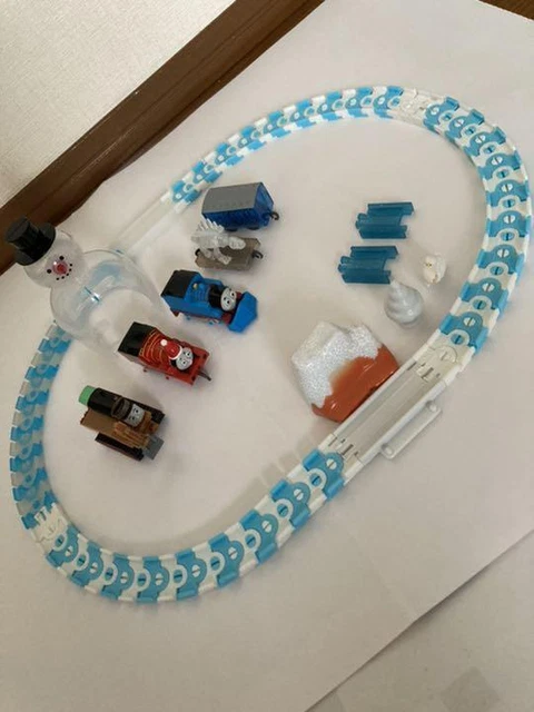 THOMAS CAPSULE PLARAIL Winter Mountain Set -James, oliver, snowman ...