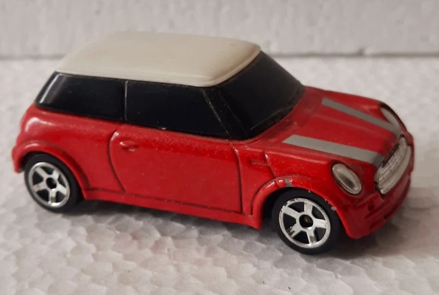 MINI COOPER MAJORETTE 1/56 Rouge Toit Blanc Parements Gris EUR 2,00 ...
