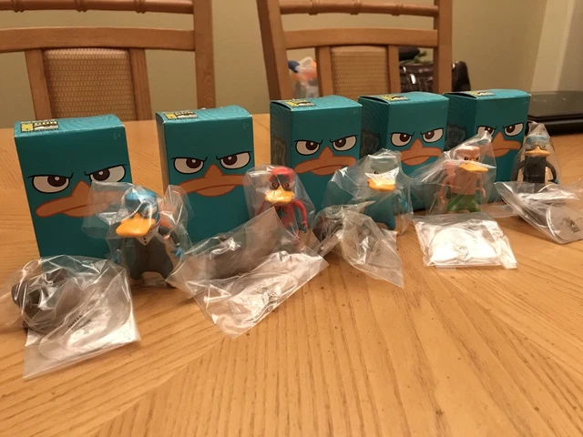 DISNEY PHINEAS AND Ferb Blind Boxed Agent “P” Perry Figure SDCC Comic ...