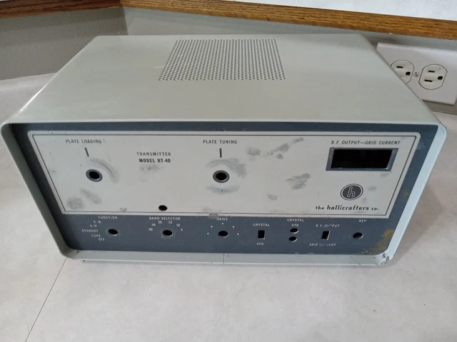 VINTAGE HALLICRAFTERS HT-40 HF Ham Radio Transmitter BODY ONLY CASE $63 ...