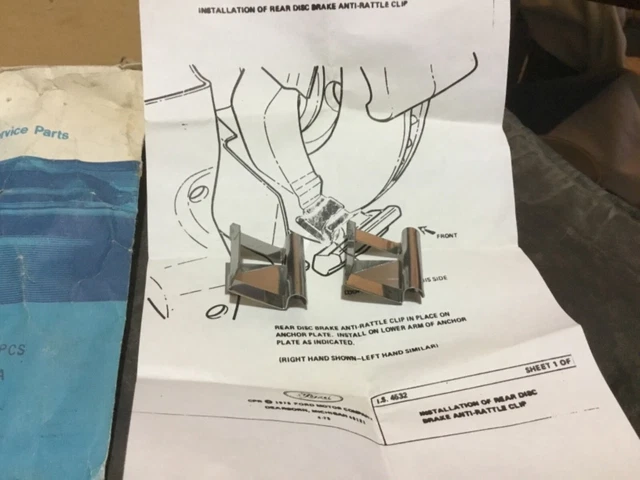 NOS FORD THUNDERBIRD Crown Vic Granada Rear Disc Brake Anti Rattle ...