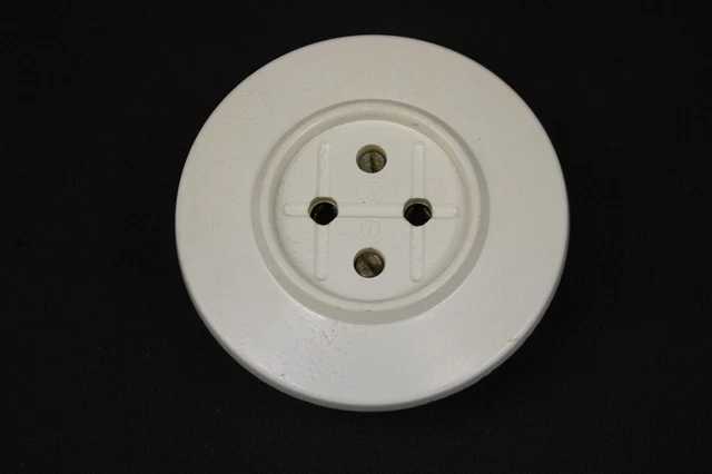 OLD SOCKET FLUSH Round Vintage Old None Schuko Cream £20.88 - PicClick UK