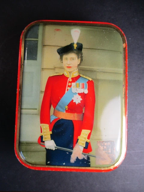 VINTAGE EDWARD SHARP & Sons Ltd Queen Elizabeth Commemorative Biscuit ...