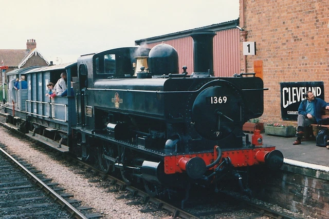 BR 0-6-0 TANK Locomotive Photograph no 1369 ref 1211/07. £2.00 ...