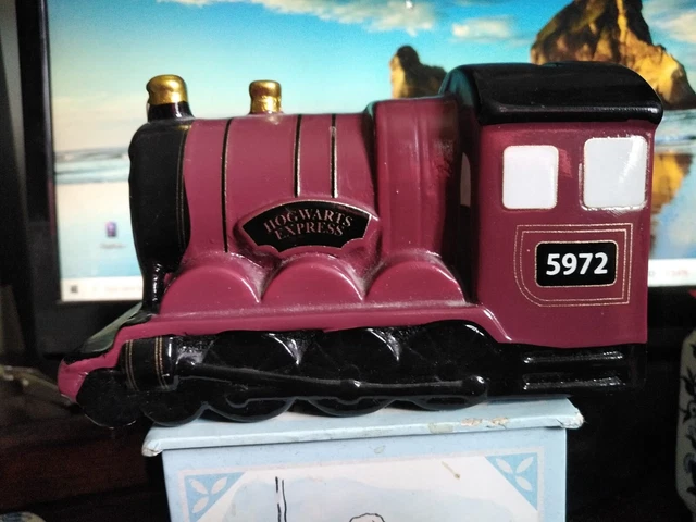 HARRY POTTER'S HOGWARTS Express Ceramic Money Box £6.99 - PicClick UK