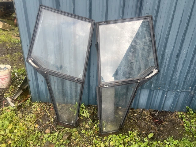 FORD TRACTOR LP Cab Doors Pair Front Hinge Type 3910 4610 335 Door ...