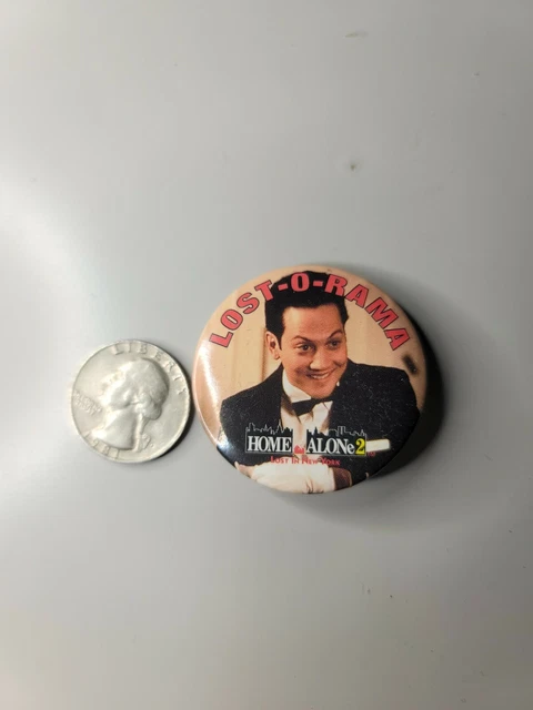 VINTAGE HOME ALONE 2 Pin back Button "Lost-o-rama" Hotel Concierge 90's ...