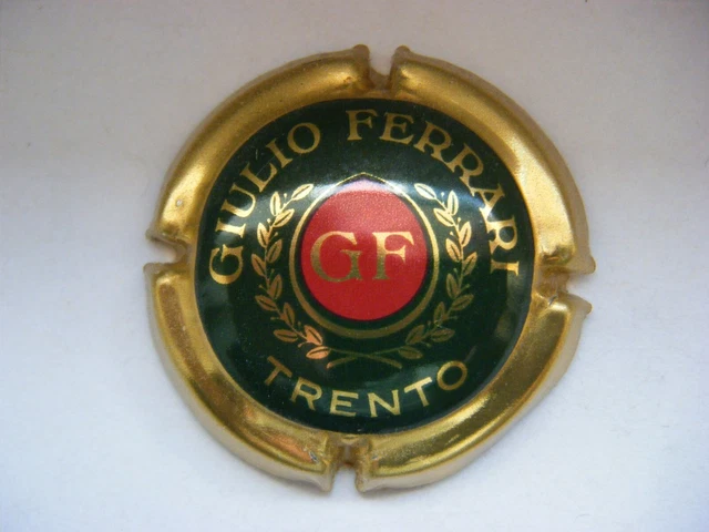 CAPSULE FERRARI - Trento - Guilio Ferrari - Oro, Verde & Rosso - n° 17 ...