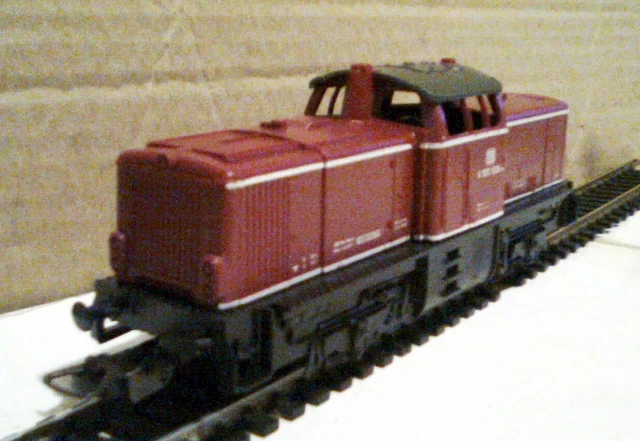 LOCOMOTIVA DA MANOVRA DB V100 Lima EUR 25,00 - PicClick IT