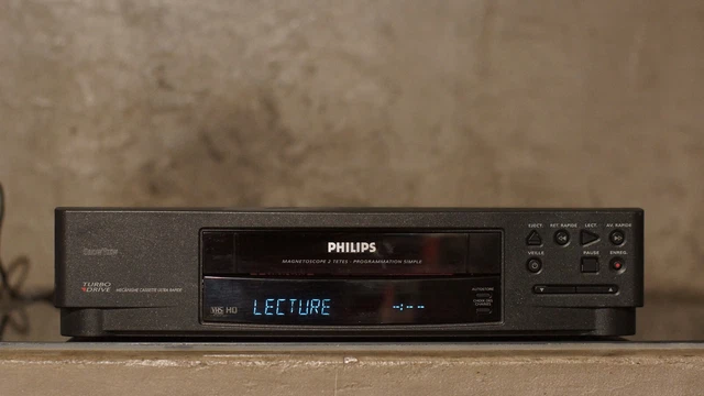 MAGNÉTOSCOPE LECTEUR VHS " PHILIPS VR 2469 " EUR 34,50 - PicClick FR