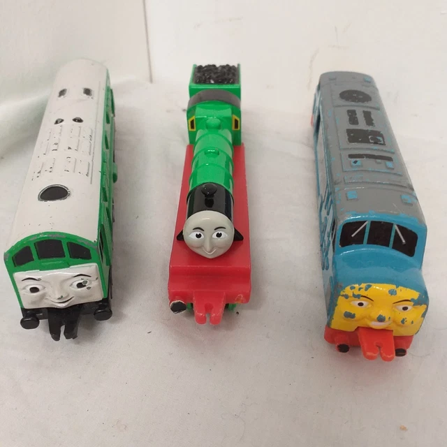 THOMAS THE TANK Engine Trains & Carriages Vintage Ertl Die Cast x 12 ...