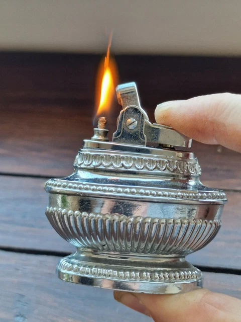 RARE VINTAGE COLLECTABLE Small Petrol Table Lighter in Working Order ...