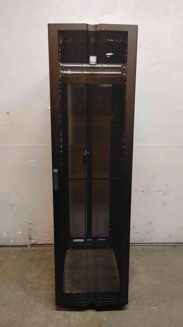 45U CHATSWORTH FULLY Enclosed Rolling Server Rack GF-2A220-CB $660.00 ...