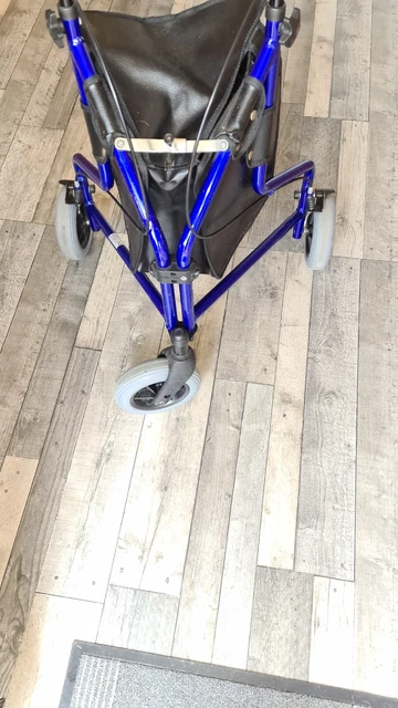 DAYS MOBILITY WALKING Trolley, Tri-walker 3 Wheel Walking Rollator ...