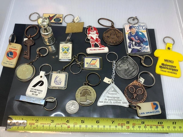 VINTAGE PROMO KEYRING SPORTS Keychain ESSO ALCAN Ancient Porte-Clés ICE ...