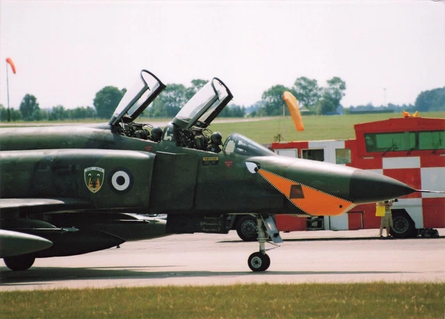 MILITARY AIRCRAFT PHOTOGRAPH McDonnell Douglas F-4 Phantom II (?33) £4. ...