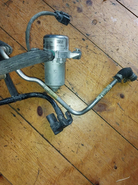 BMW E60 E61 E63 E64 M5 M6 V10 Vacuum Pump Pn 6769029 £60.00 - PicClick UK