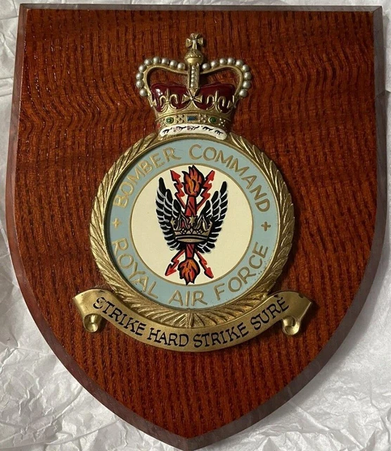 VINTAGE RAF ROYAL Air Force Station Squadron Crest Shield Plaque BOMBER ...