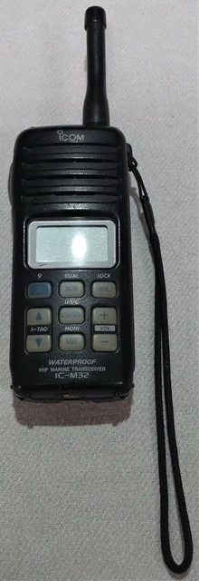 ICOM IC-M32 HANDFUNKGERÄT VHF Marine Transceiver EUR 75,00 - PicClick DE
