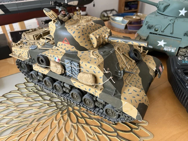 TAMIYA 1/16 RC M4 Sherman Tank Full Option 56014 Desert Rats + Coms £ ...