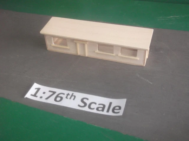 WOODEN MODEL TRUCK Load 1:76th Scale Building £20.00 - PicClick UK