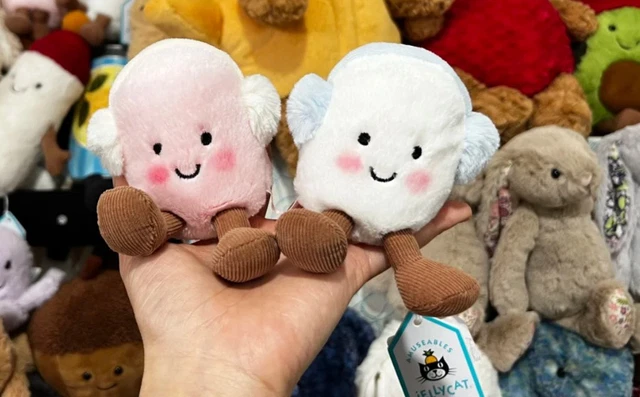 JELLYCAT AMUSEABLES TOASTIE Pink and White Marshmallows 2025 Christmas ...