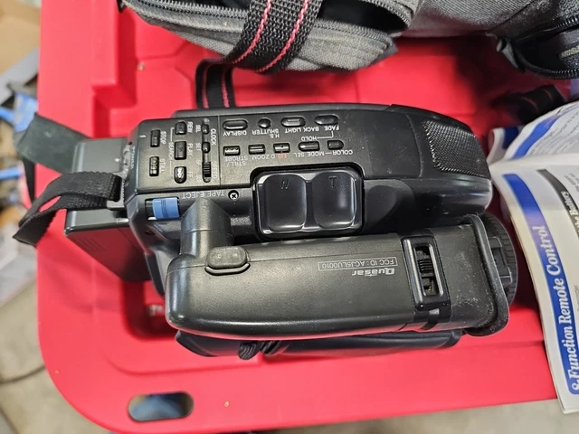 QUASAR VM-539 VHS-C Video Camera Digital 20x Zoom Camcorder Untested AX ...