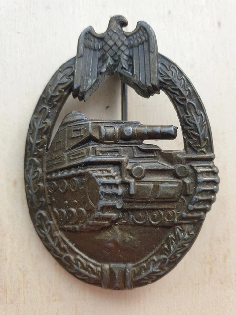 RARE ! AUTH. insigne d'assaut Panzer bronze dénazifié TOP qualité F§R ...